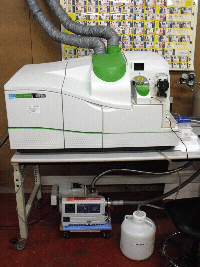 PERKIN ELMER NEXION 300D ICP/MS ICP-MS MASS SPECTROMETER CHILLER ...