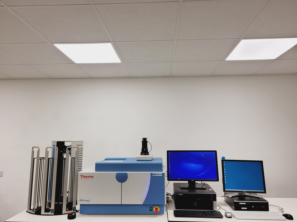 Thermo Scientific Cellomics Arrayscan VTI HCS Reader - GRIDATAMA EQUIPMENT